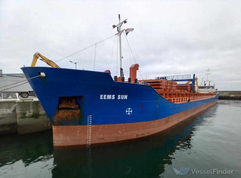 EEMS SUN, General Cargo Ship - Details and current position - IMO 9431587 - VesselFinder