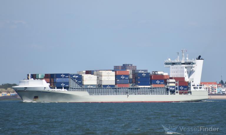 Schiffsfotos - VesselFinder