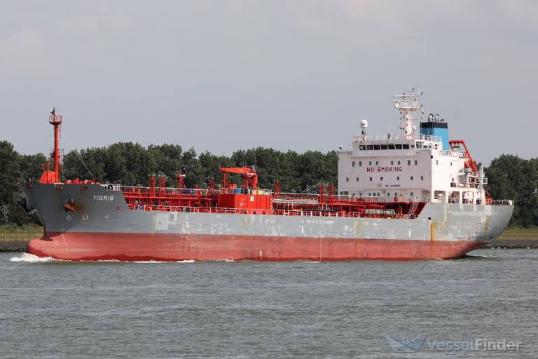 TIGRIS, Chemical/Oil Products Tanker - Данные судна и текущее положение ...