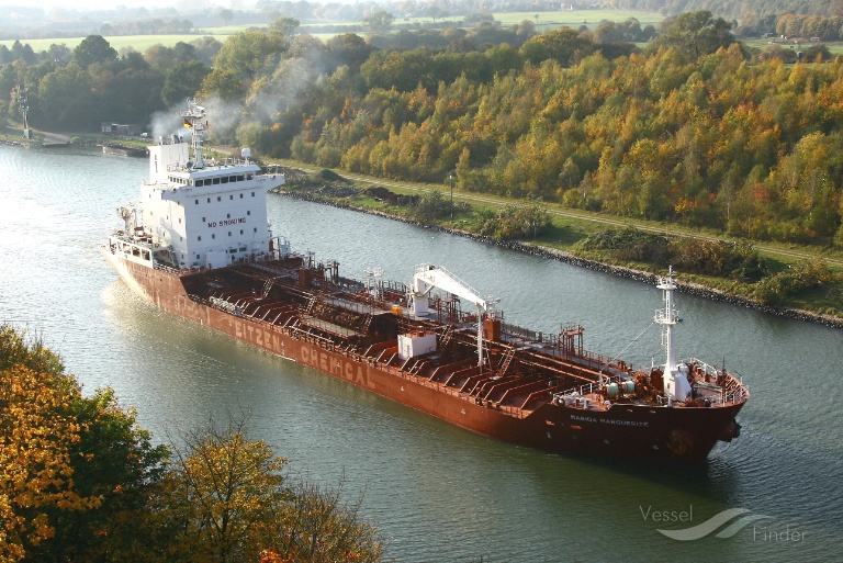GOLDEN OAK, Chemical/Oil Products Tanker - Details and current position ...