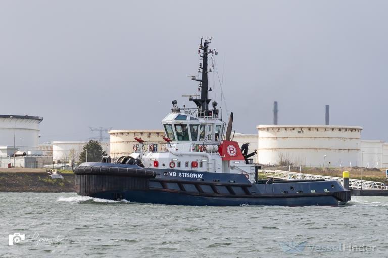 VB STINGRAY, Tug - Details and current position - IMO 9448176 ...
