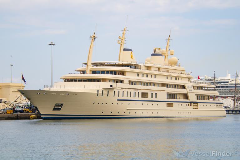 Satellite AIS - VesselFinder