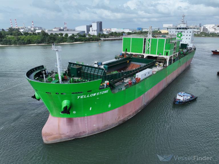 YELLOWSTONE, Pipe Burying Vessel - Details and current position - IMO ...