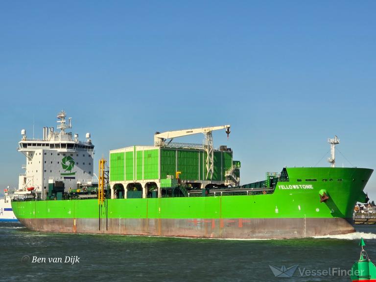 YELLOWSTONE, Pipe Burying Vessel - Details and current position - IMO ...