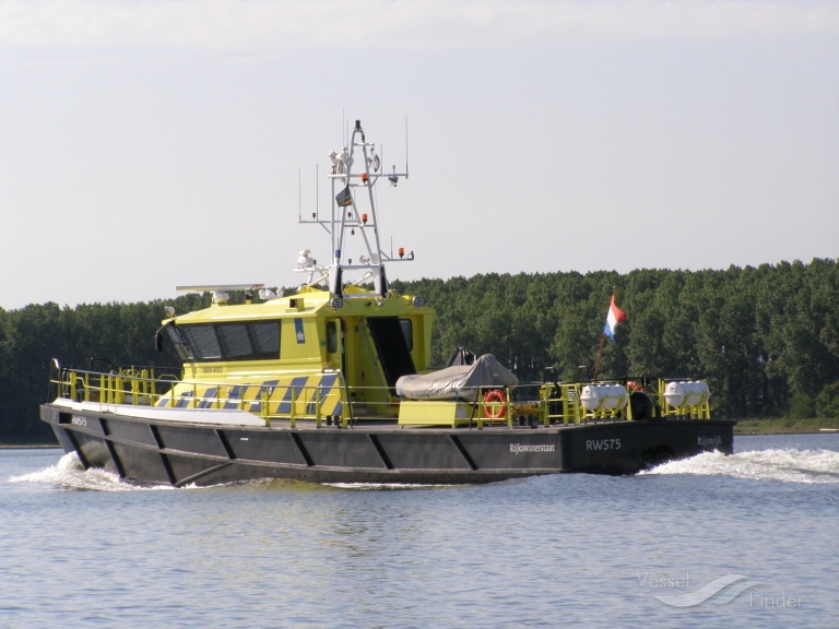 RWS 75, Patrol Vessel - Details and current position - IMO 9479125 ...