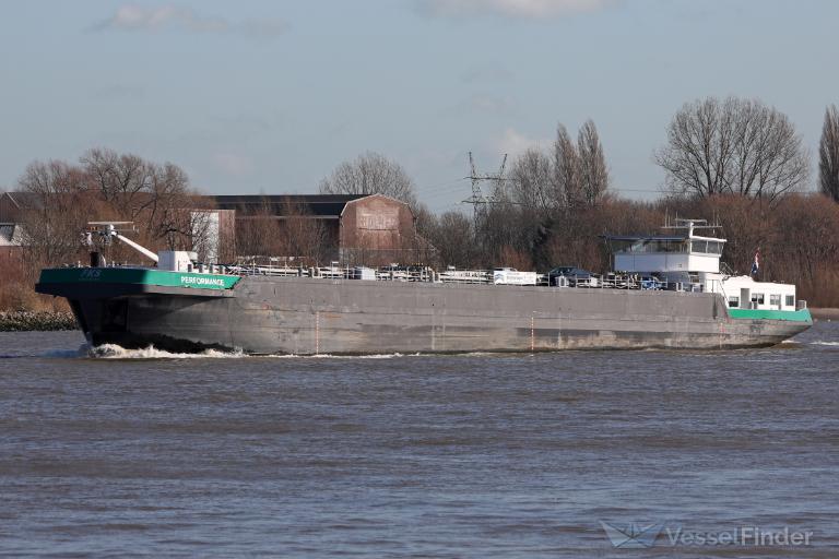 PERFORMANCE, Inland Tanker - Details and current position - IMO 9500388 ...