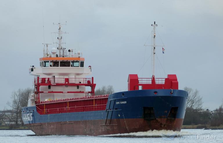 EEMS TJONGER, General Cargo Ship - Details and current position - IMO 9517240 - VesselFinder