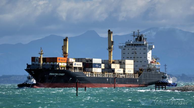TAKUTAI CHIEF photo, Container Ship - Taken on Apr 25, 2023 - VesselFinder