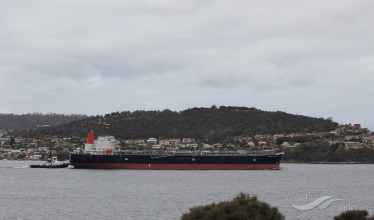 CALANDRIA, Oil Products Tanker - Details and current position - IMO ...