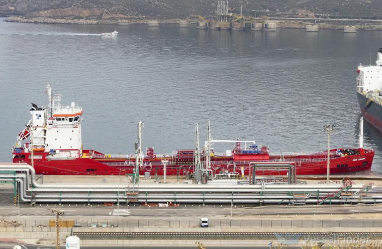 MED CANARY, Chemical/Oil Products Tanker - Detalles del buque y ...