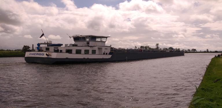 CHICAGO, Inland Tanker - Details and current position - IMO 9554274 ...