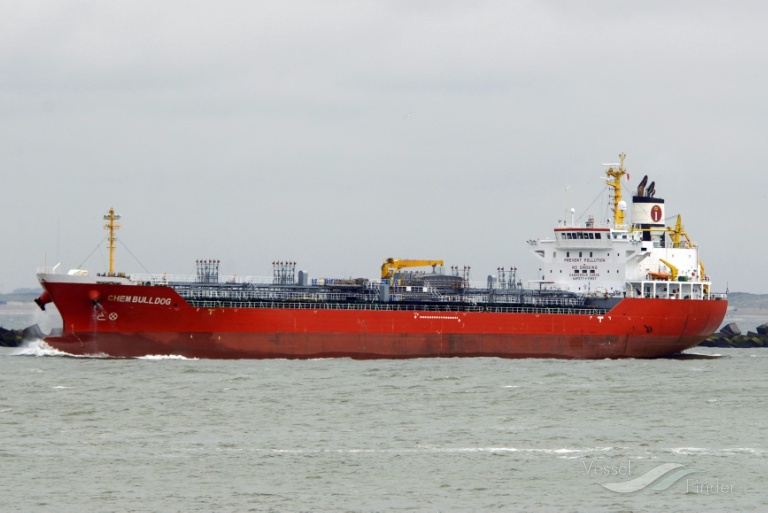 CHEM BULDOG, Chemical/Oil Products Tanker - Details and current position - IMO 9587790 ...