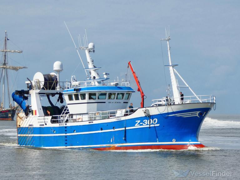 Z300 SOLA GRATIA, Fishing Vessel - Details and current position - IMO 9599509 - VesselFinder