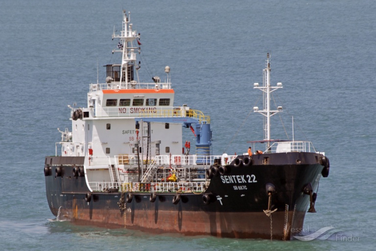 GOLDEN ARANDA, Bunkering Tanker - Details and current position - IMO ...