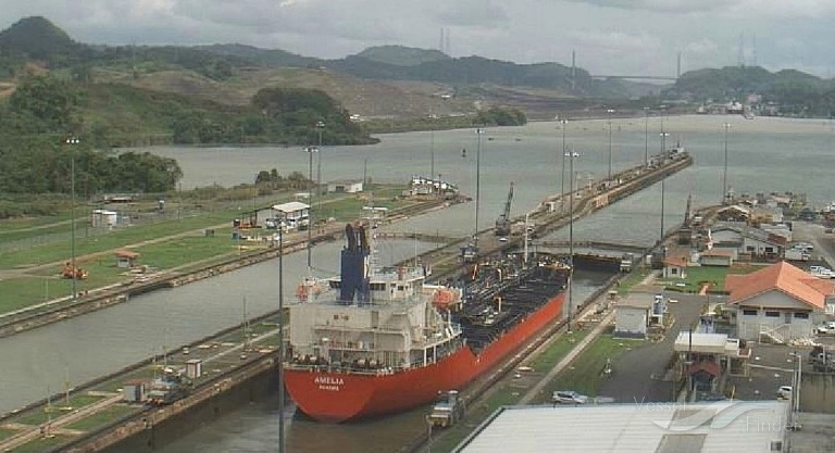 AMELIA, Chemical/Oil Products Tanker - Details and current position ...