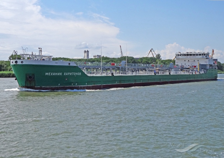 FTM 25, Oil Products Tanker - Details and current position - IMO ...