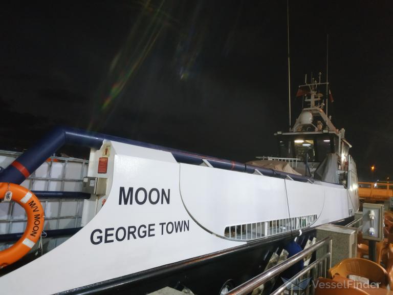 MOON, Offshore Tug/Supply Ship - Details and current position - IMO ...