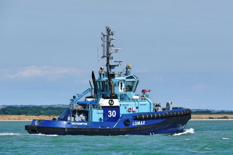 Ship photos - VesselFinder