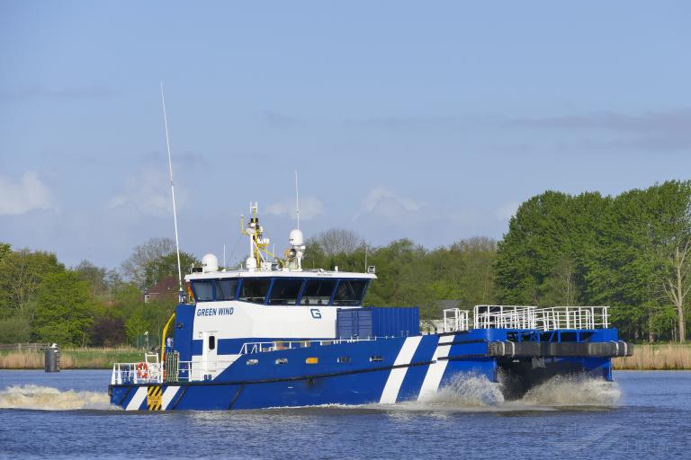 STAPEM OMURA, Offshore Tug/Supply Ship - Details and current position ...