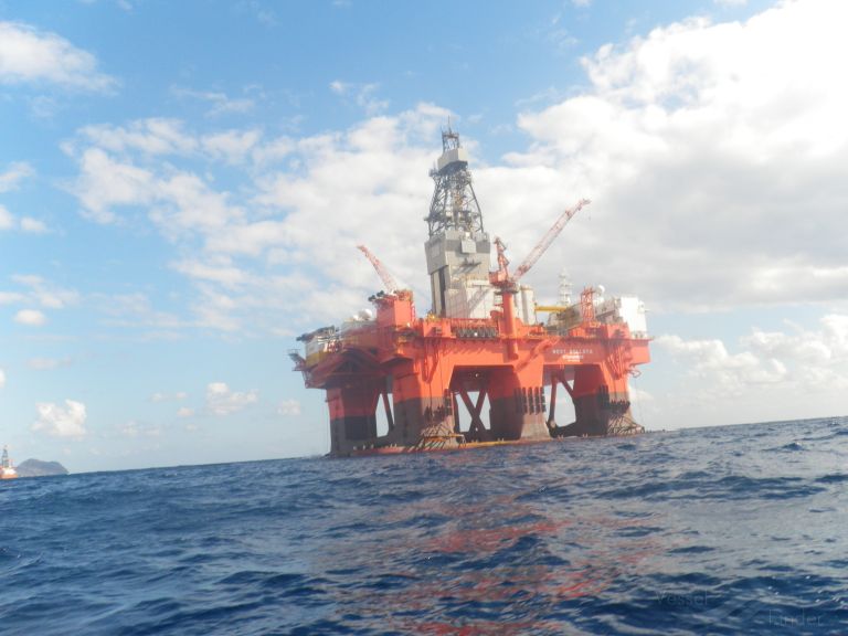 DEEPSEA BOLLSTA, Drilling Ship - Details and current position - IMO ...