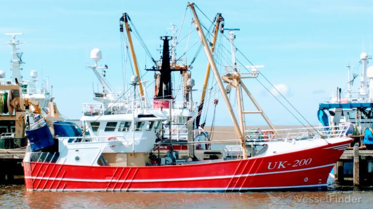 UK200 HENDRIK SR, Fishing Vessel - Scheepsdetails en huidige positie ...