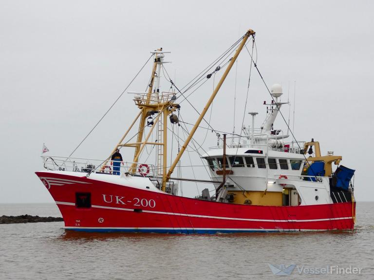 UK200 HENDRIK SR, Fishing Vessel - Details and current position - IMO ...