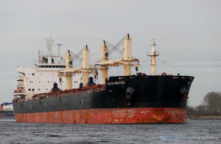 Schiffsfotos - VesselFinder