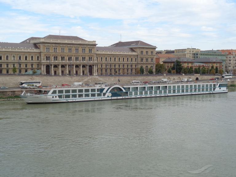 AMADEUS SILVER II, Passenger (Cruise) Ship - Details and current ...