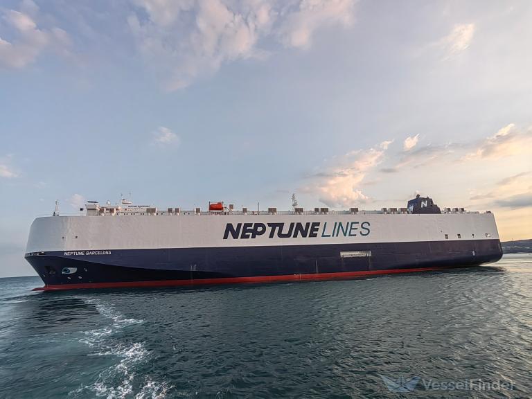 NEPTUNE BARCELONA, Vehicles Carrier - Details and current position ...