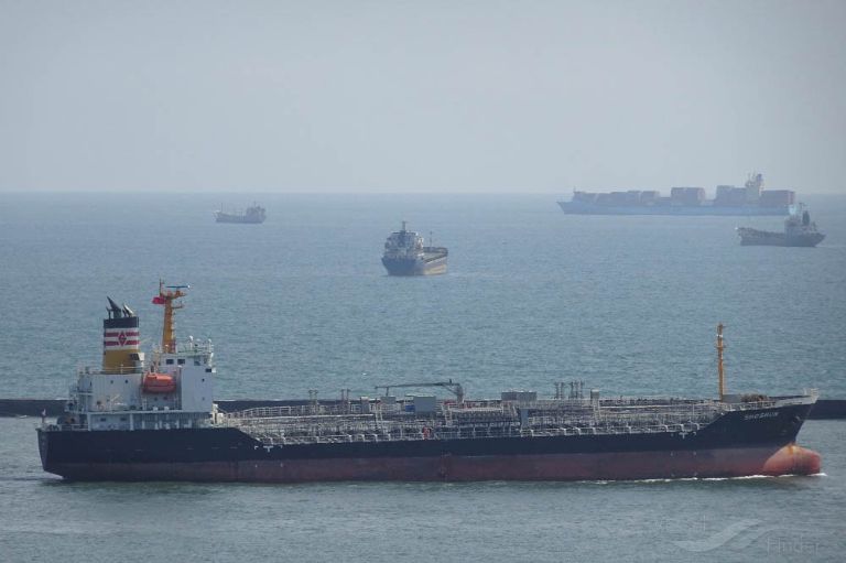 SHOSHUN, Chemical/Oil Products Tanker - Scheepsdetails en huidige ...