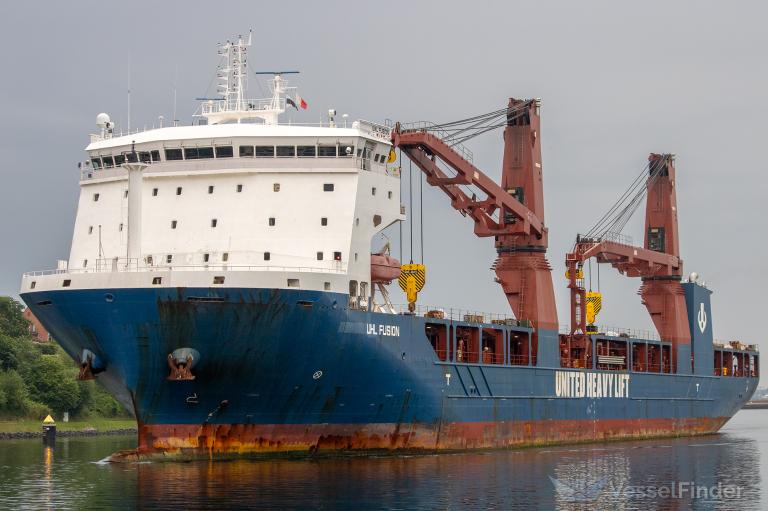 UHL FUSION, Heavy Load Carrier - Details and current position - IMO ...