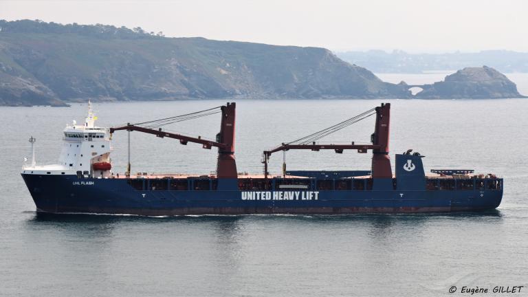 UHL FLASH, Heavy Load Carrier - Details and current position - IMO ...