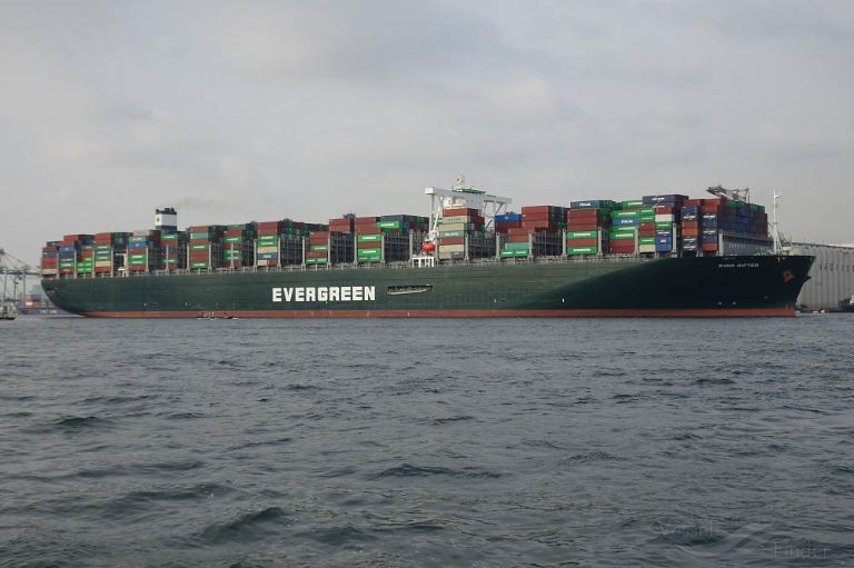 EVER GIFTED, Container Ship - Gemi detayları ve güncel harita konumu ...