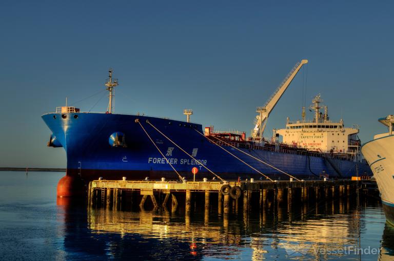 FOREVER SPLENDOR, Chemical/Oil Products Tanker - Details and current ...