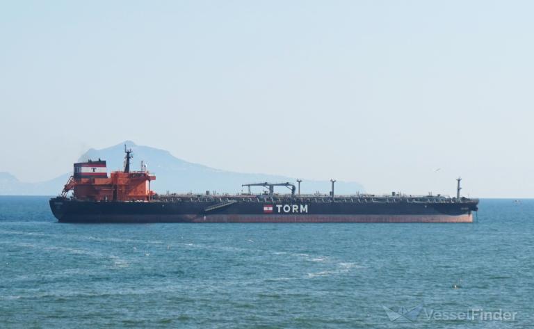 TORM HERDIS, Crude Oil Tanker - Details and current position - IMO ...