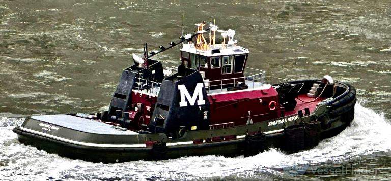 JONATHAN C MORAN, Tug - Details and current position - IMO 9799288 ...