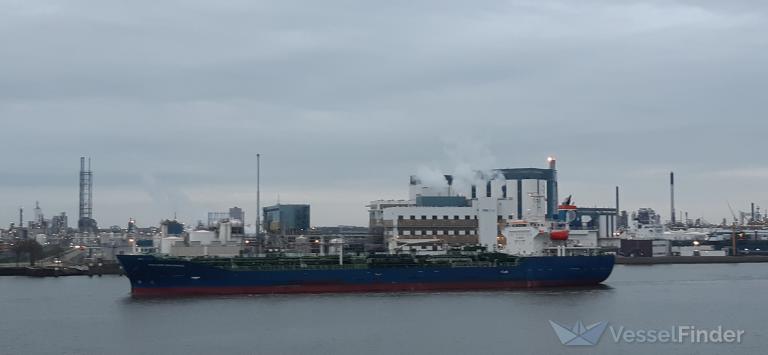FAIRCHEM ENDURANCE, Chemical/Oil Products Tanker - Details and current ...
