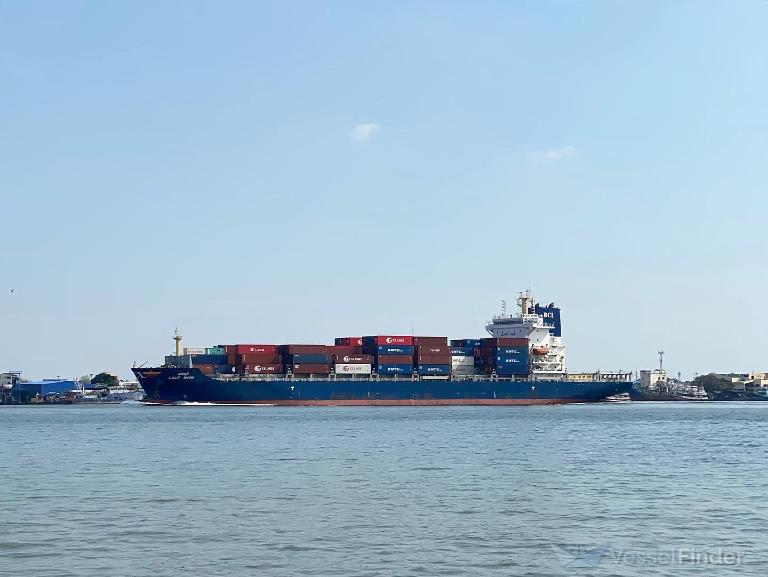 LALIT BHUM, Container Ship - Details and current position - IMO 9801500 ...