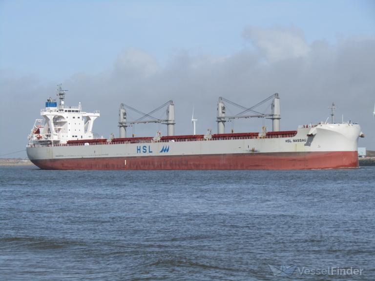 HSL NASSAU, Bulk Carrier - Details and current position - IMO 9802310 ...