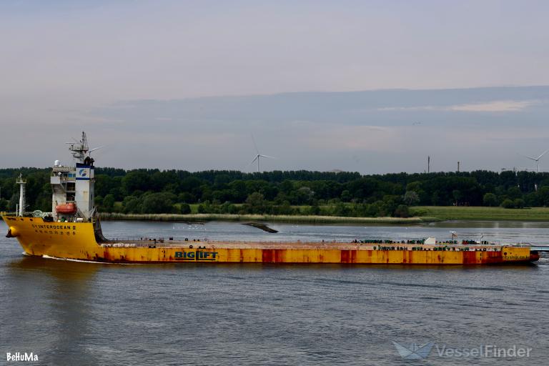CY INTEROCEAN I, Heavy Load Carrier - Details and current position ...