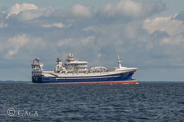 OCEAN STAR, Fishing Vessel - Details and current position - IMO 9811189 ...