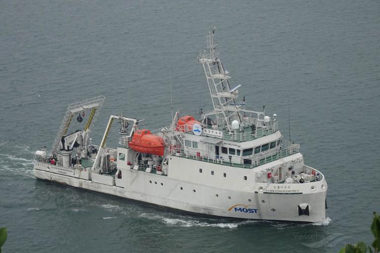 NEW OCEANRESEARCHER3, Research Vessel - Details and current position ...