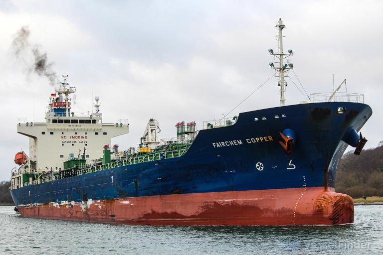 GINGA COPPER, Chemical/Oil Products Tanker - Details and current ...