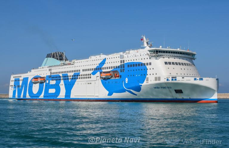 MOBY LEGACY, Passenger/Ro-Ro Cargo Ship - Dettagli della nave e posizione attuale - IMO 9837511 ...