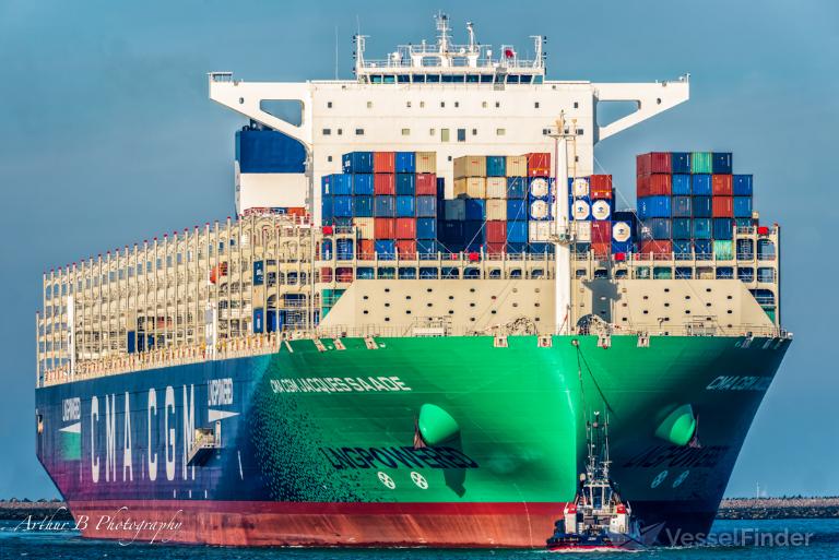 CMACGM JACQUES SAADE, Container Ship - Details and current position ...