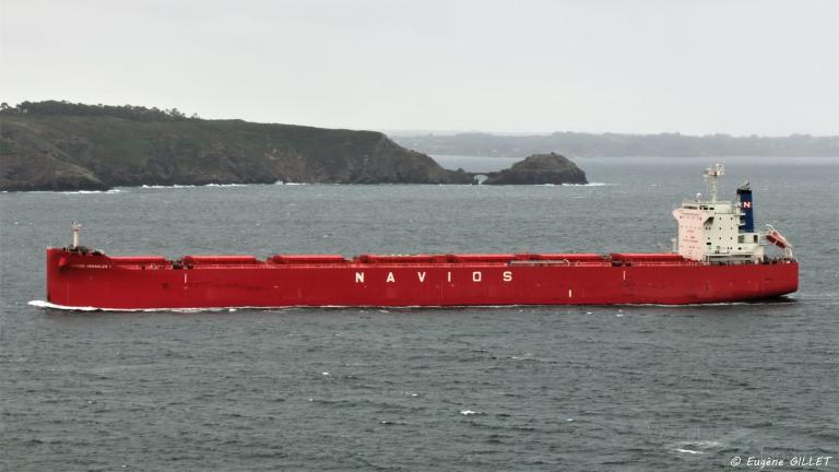 NAVIOS HERAKLES I, Bulk Carrier - Détails du bateau et situation ...