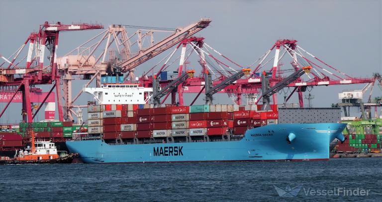 MAERSK DAVAO, Container Ship - Details and current position - IMO ...