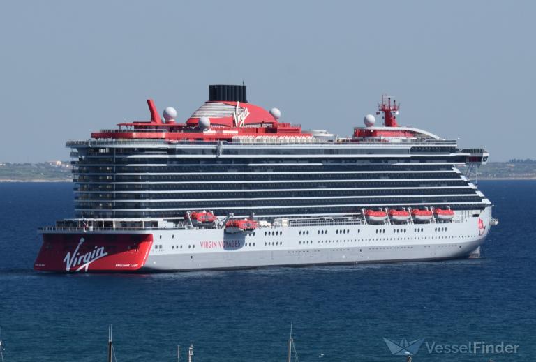 BRILLIANT LADY, Passenger (Cruise) Ship - Details and current position ...