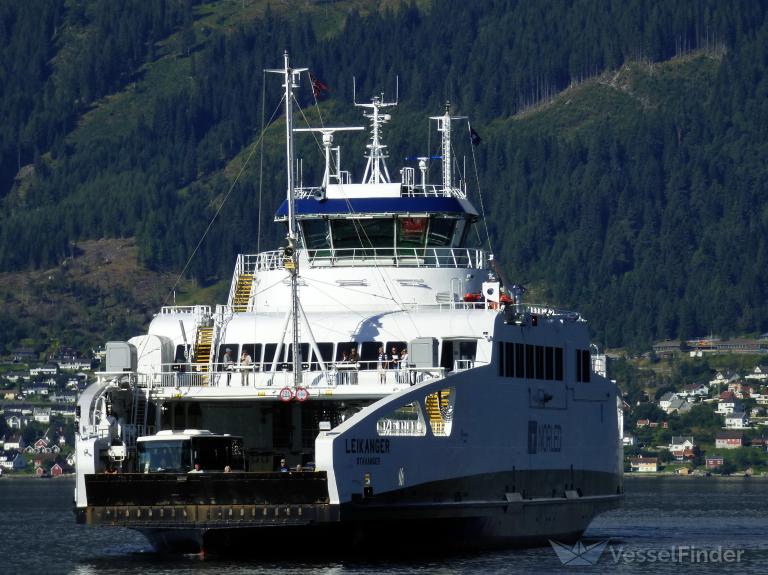 LEIKANGER, Passenger/Ro-Ro Cargo Ship - Details and current position ...