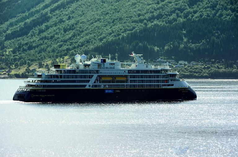 NG RESOLUTION, Passenger (Cruise) Ship - Details and current position ...